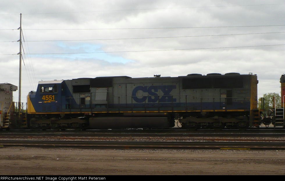 CSX 4551